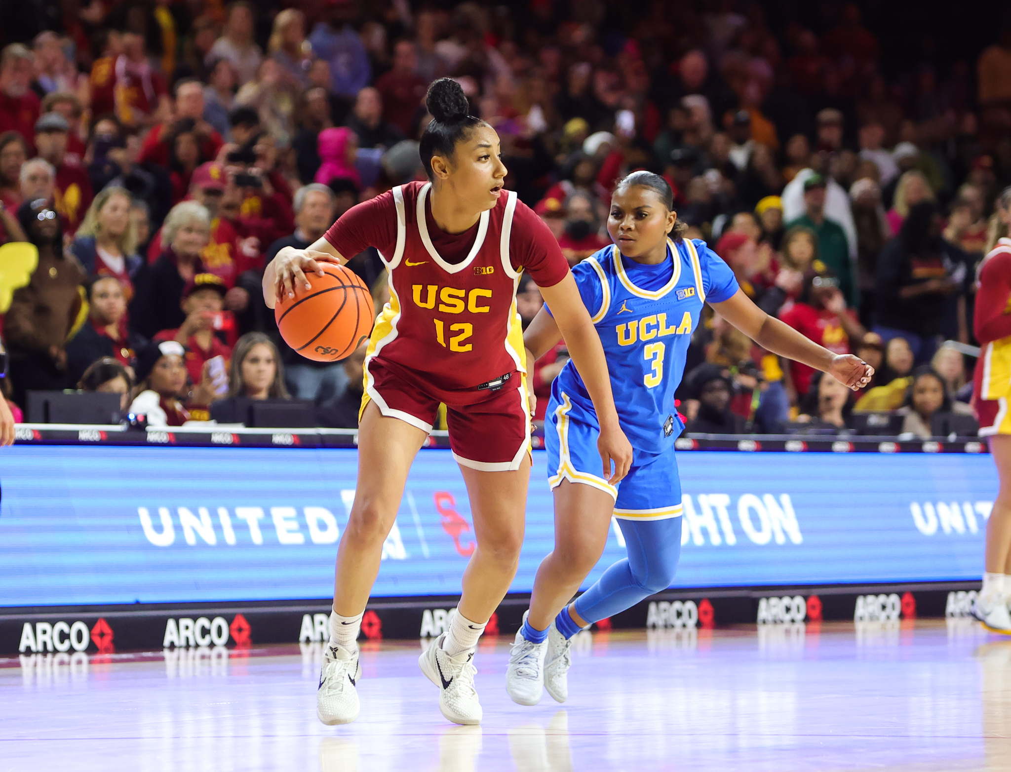 TST Images: USC defeats UCLA, 71-60, at Galen Center