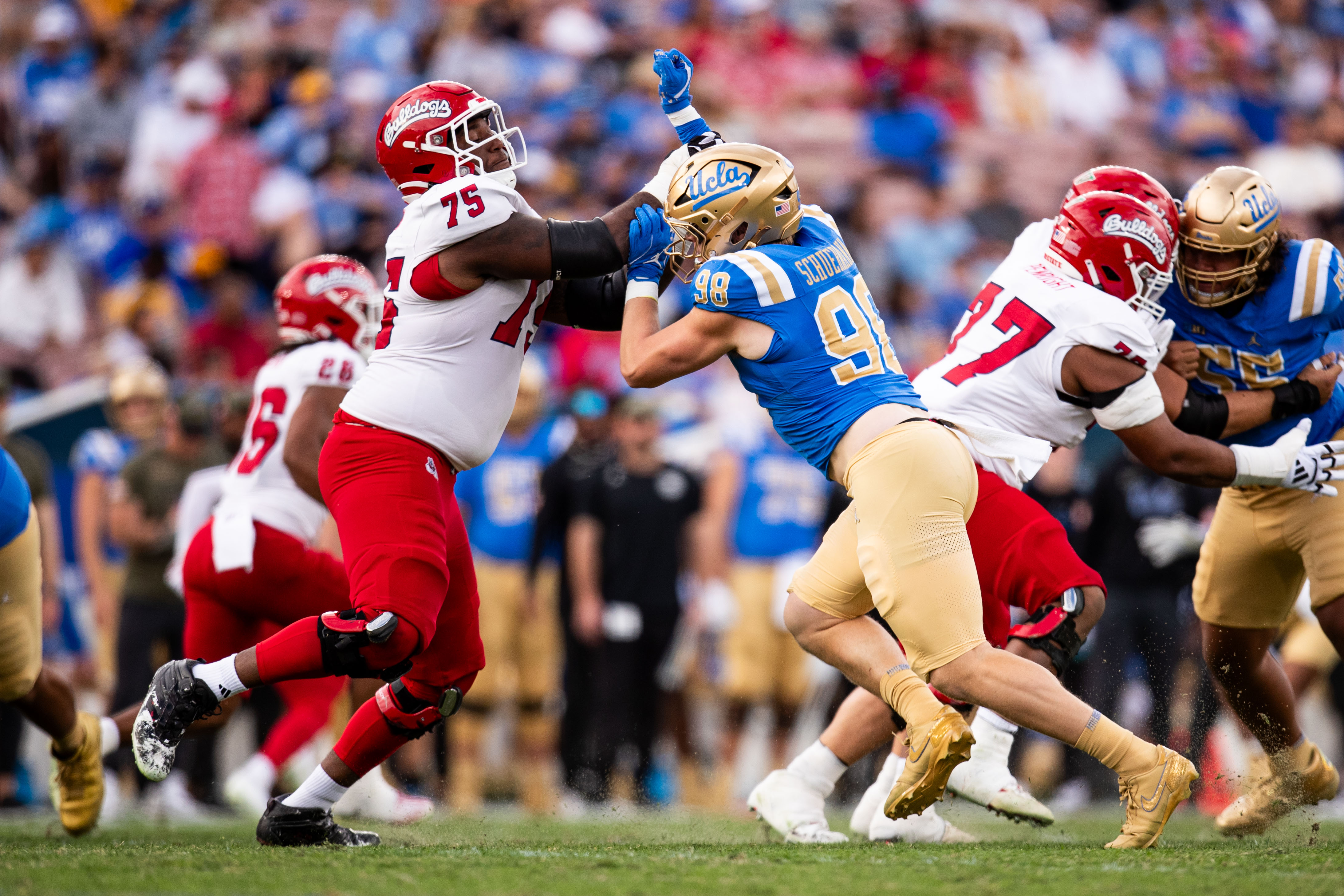 TST Images: UCLA beats Fresno State at Home