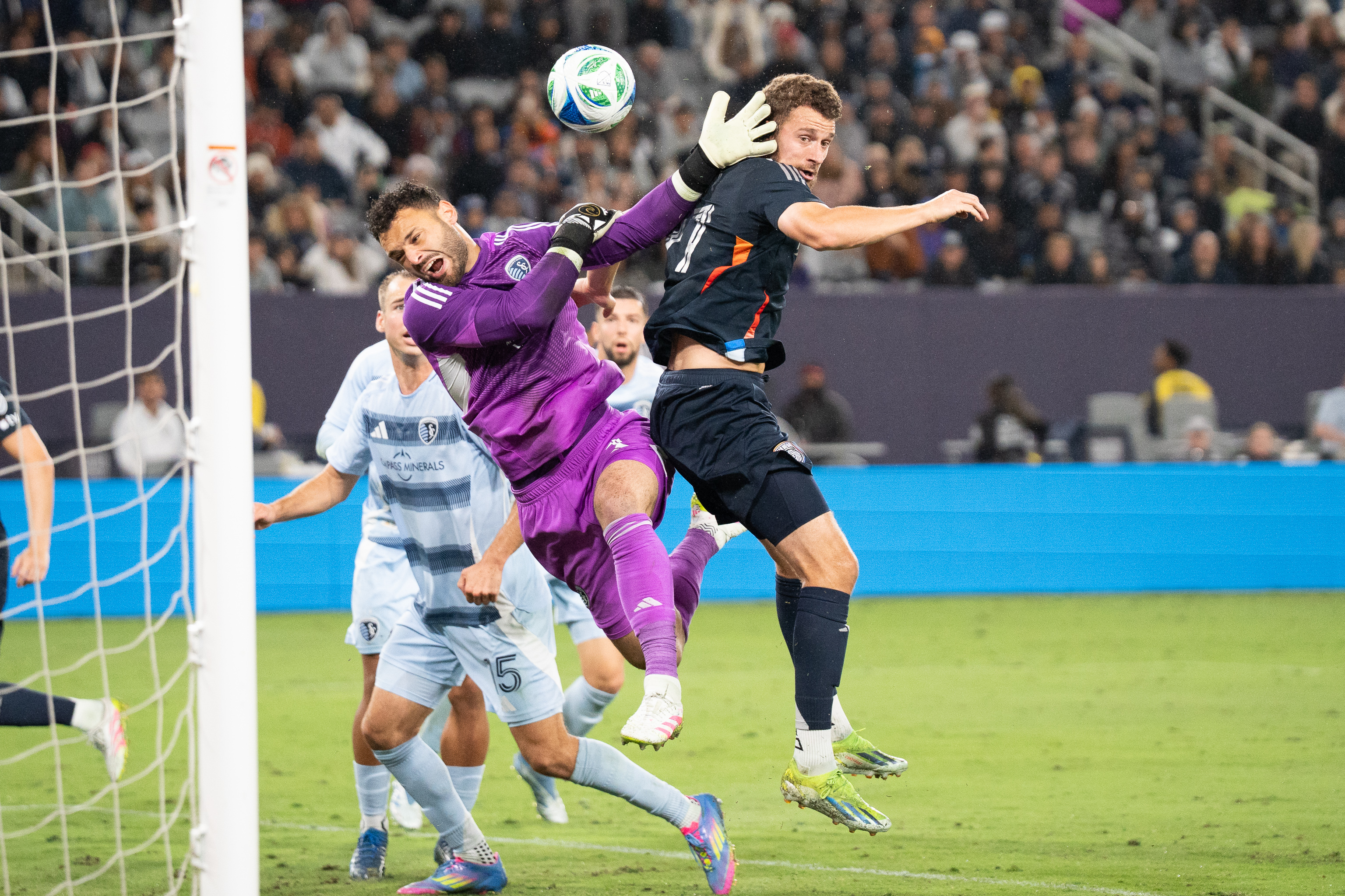 TST Images: San Diego FC and Sporting Kansas City play to scoreless draw