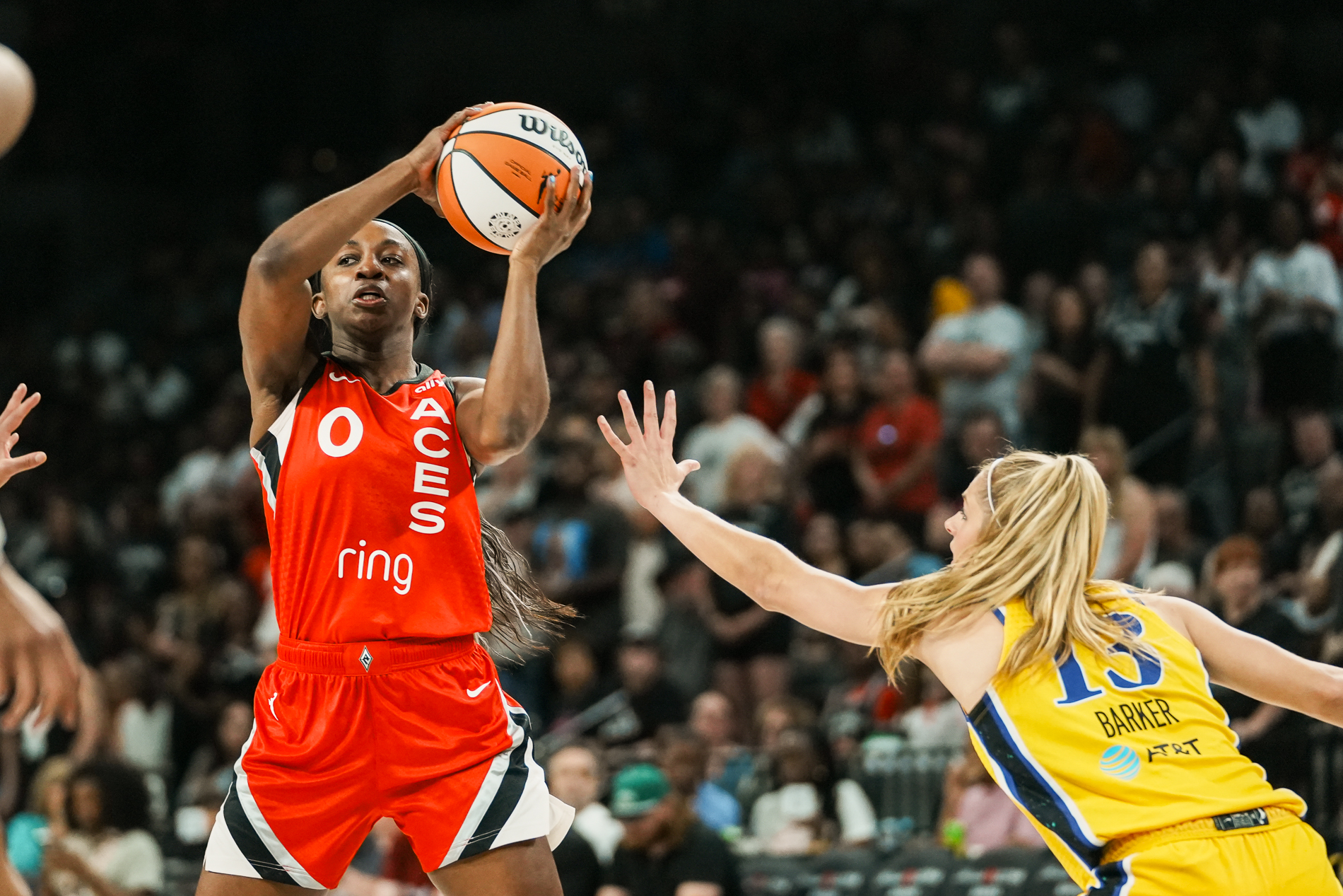 TST Images - Las Vegas Aces defeat Los Angeles Sparks 96-81