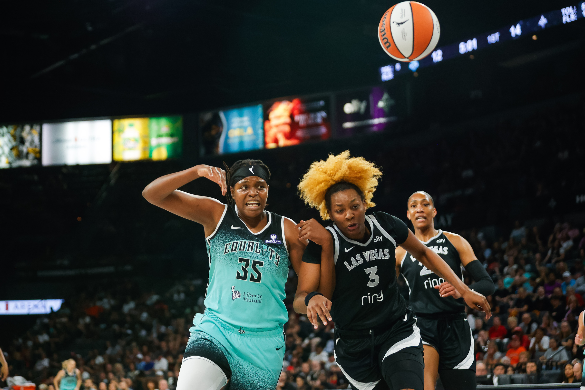 TST Images: Aces defeat Liberty at home, 83-77
