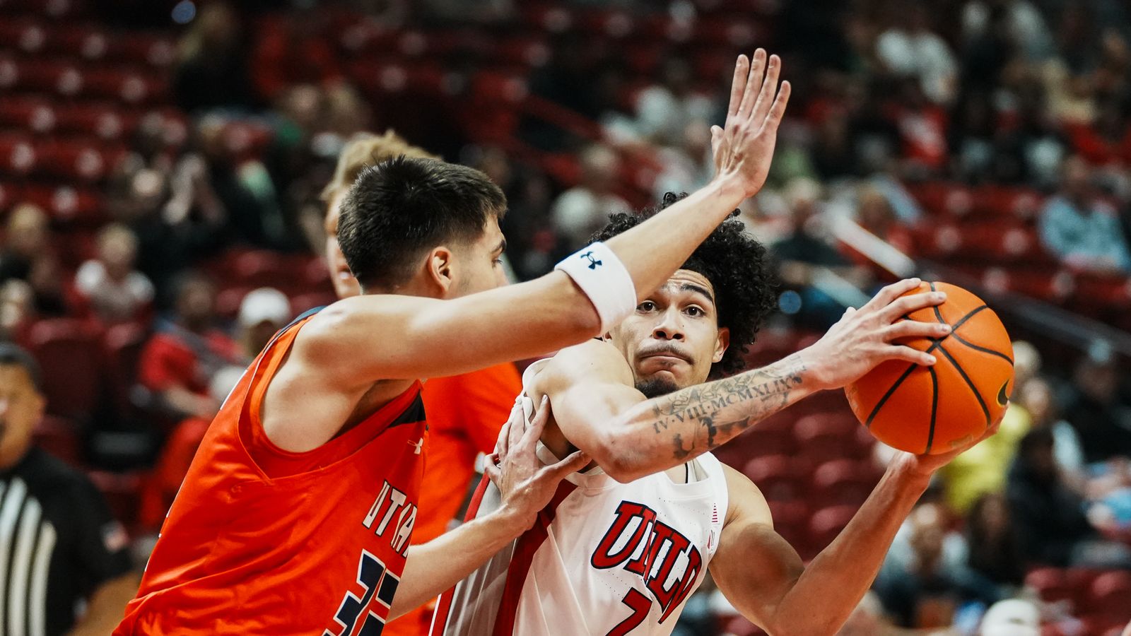 TST Images: UT Martin defeats UNLV, 86-81, at Thomas and Mack Center