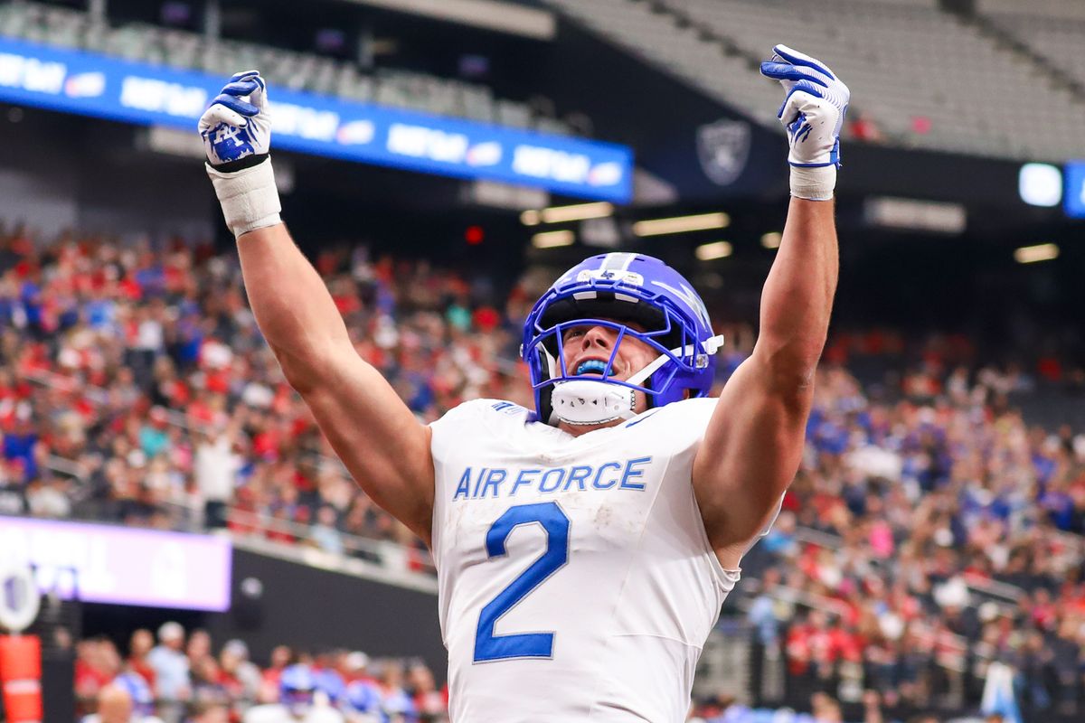 TST Images: UNLV defeats Air Force, 51-48, at Allegiant Stadium