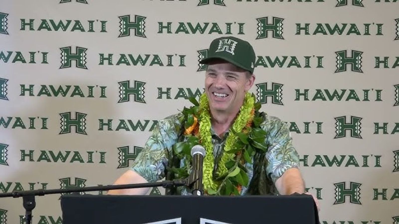 Craig Angelos out as Hawaii athletic director
