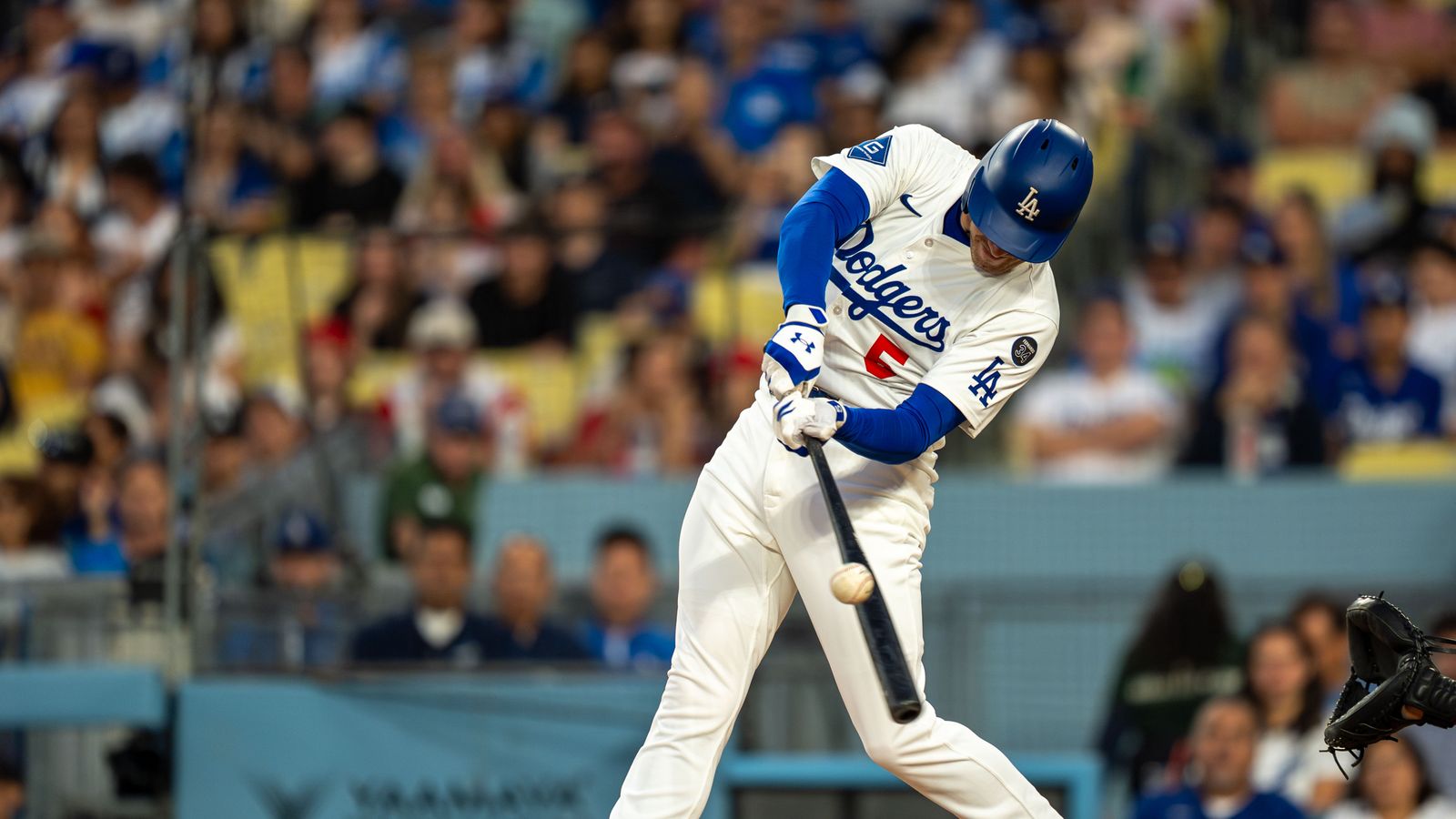 TST Images: Dodgers beat Reds, 6-3, at Dodger Stadium