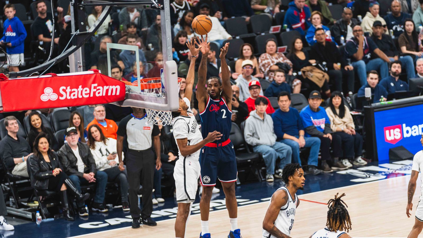 Clippers notch their largest win in franchise history against depleted Nets