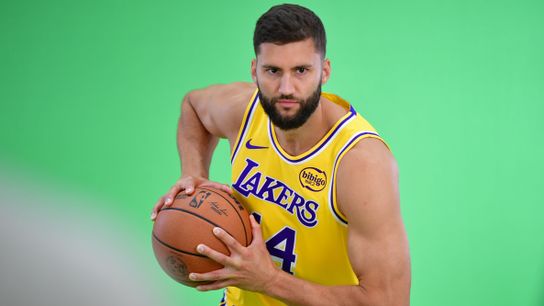 Lakers Maxi Kleber sidelined at least two weeks with oblique strain