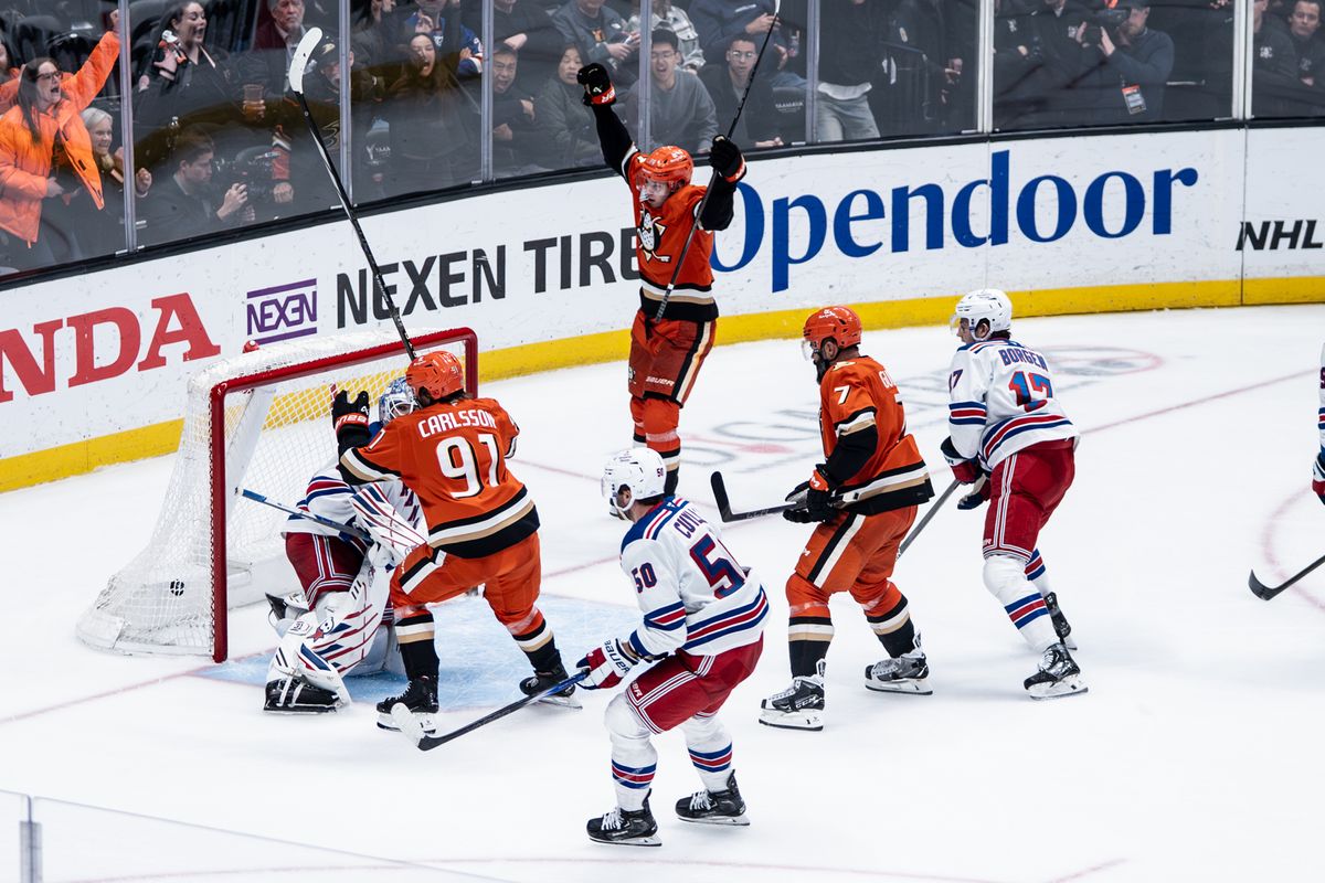 TST Images: Ducks beat Rangers, 5-4, at Honda Center