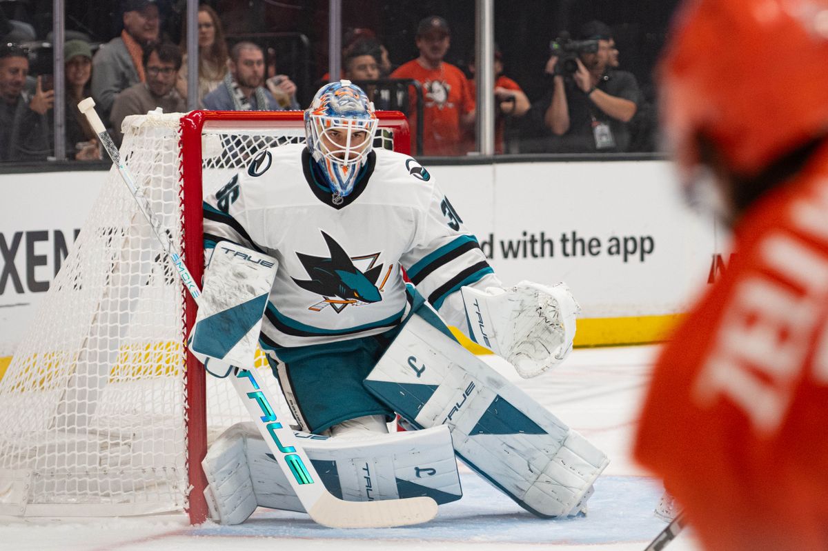 TST Images: Ducks defeats Sharks 3-2, at Honda Center