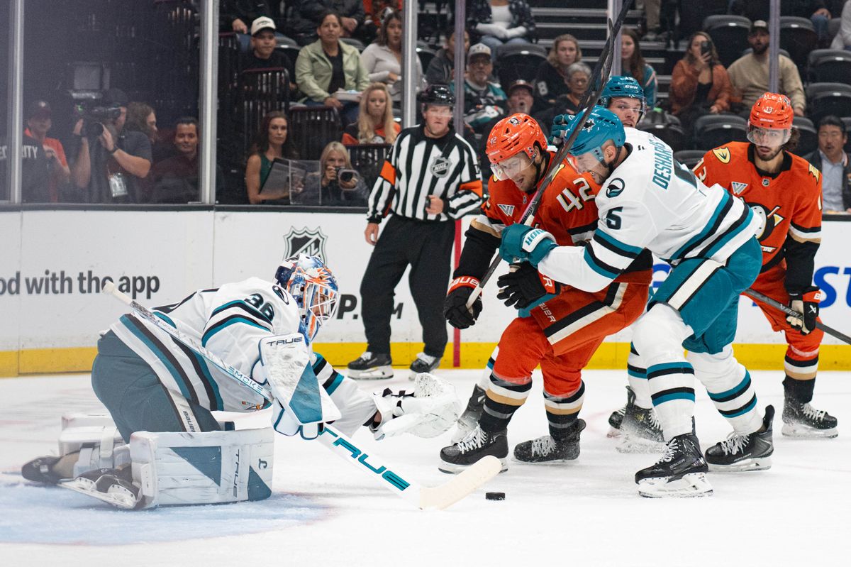 TST Images: Ducks defeats Sharks 3-2, at Honda Center