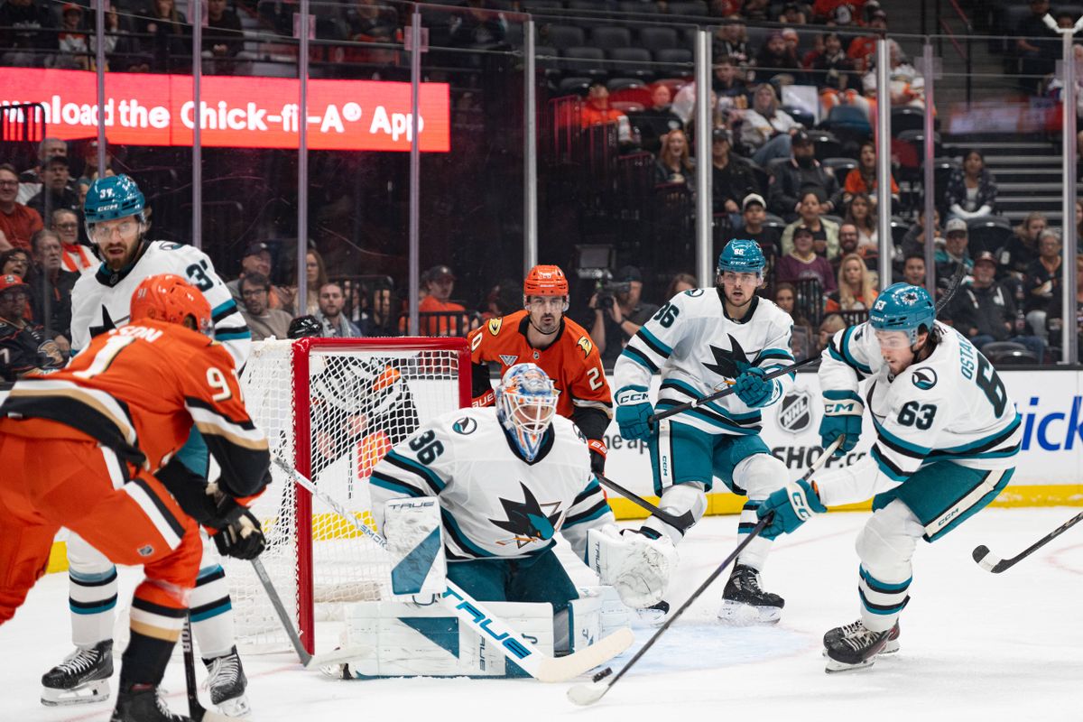 TST Images: Ducks defeats Sharks 3-2, at Honda Center