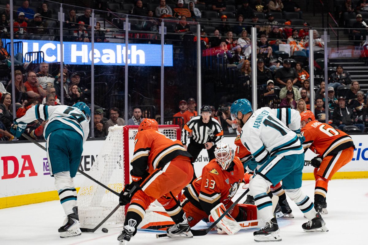 TST Images: Ducks defeats Sharks 3-2, at Honda Center