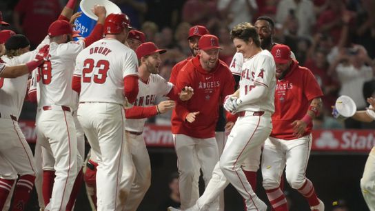 Moniak’s walk-off home run launches Angels past Mariners