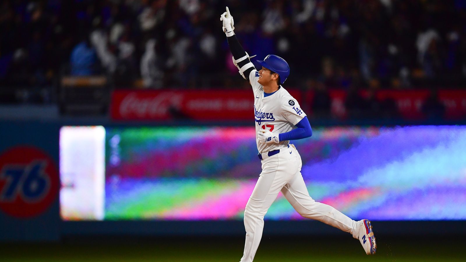 Shohei Ohtani's walk off home run keeps the Dodgers undefeated
