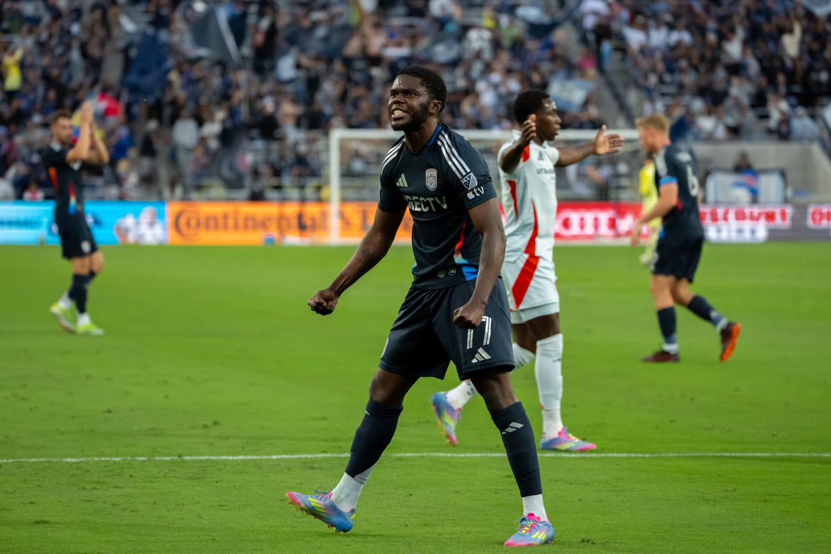 TST Images: San Diego FC defeats FC Dallas, 5-0, at Snapdragon Stadium