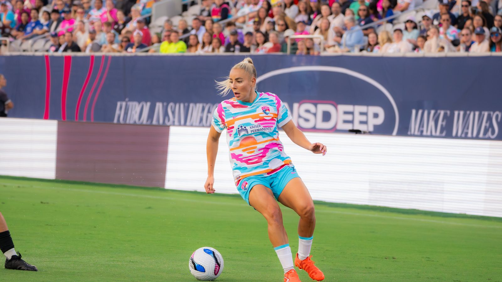 TST Images: San Diego Wave Tie Washington Spirit, 0-0