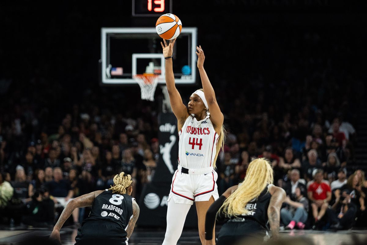 TST Images: Aces defeat Mystics in Home Opener, 75-72