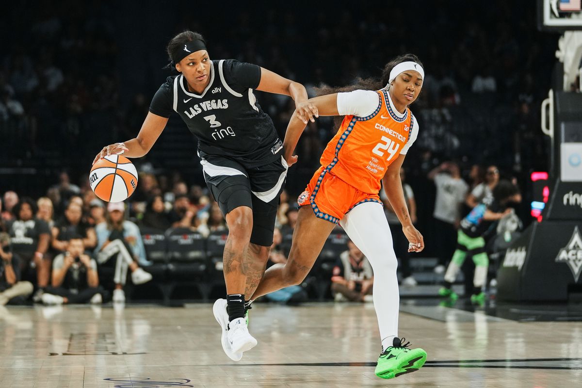 TST Images: Aces defeat Sun, 94-86, at Michelob Ultra Arena